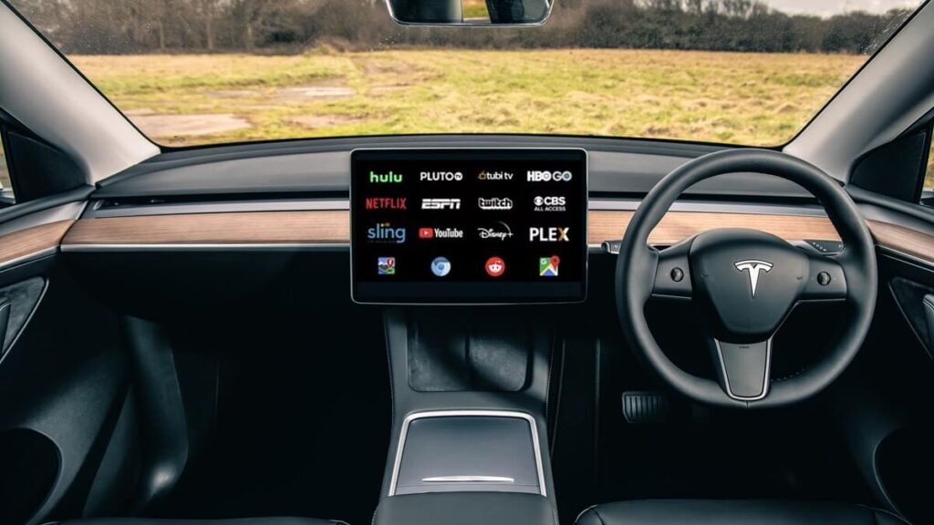 [Solved] Tesla Theater Not Working: Black Screen Issue